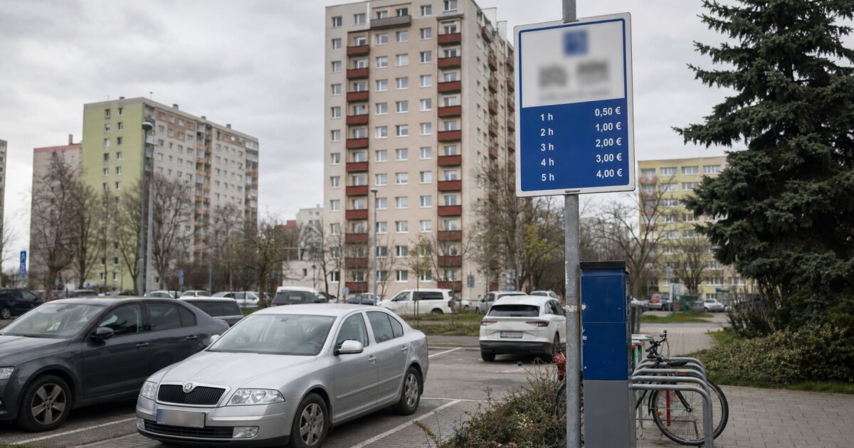 Parkovanie v Bratislave: Kompletný cenník PAAS podľa zón a mestských ...